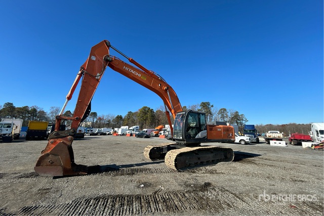 2013 Hitachi ZX350LC-5N Tracked Excavator | Ritchie Bros. Auctioneers