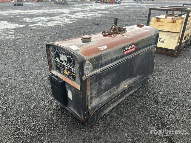 1996 Lincoln SA-250 250 A Stick Engine Driven Welder | Ritchie Bros ...