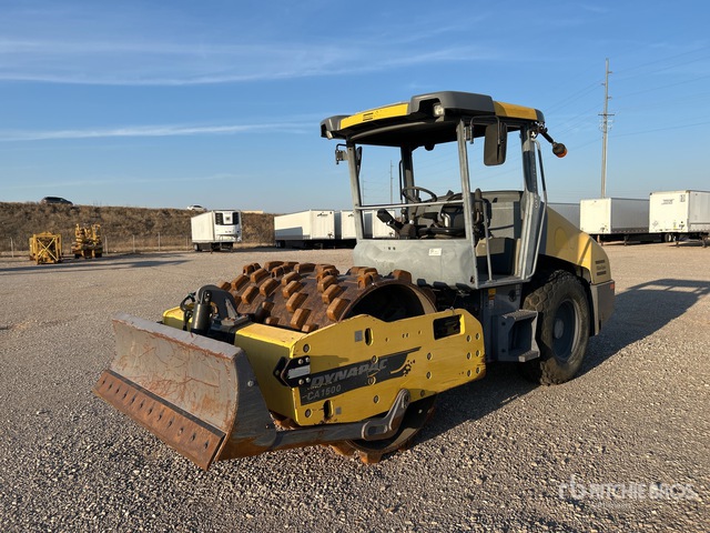 2015 Dynapac CA1500D Padfoot Drum Compactor | Ritchie Bros. Auctioneers