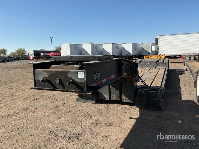2000 Witzco Challenger RG50 50 ton Tri/A Removable Gooseneck Lowboy ...