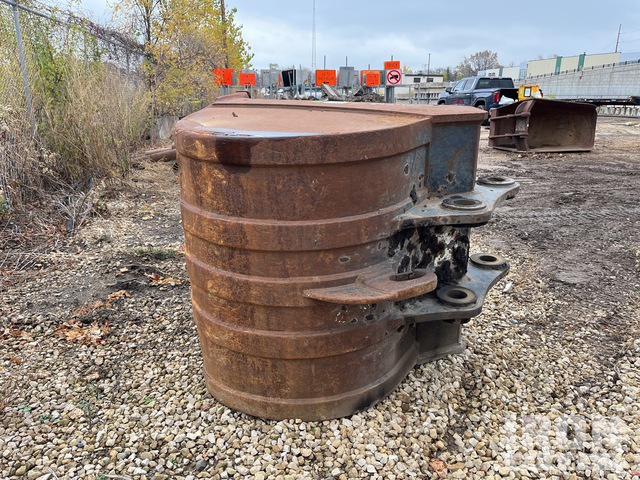 52 in Excavator Bucket - Fits Komatsu PC300 in St. Paul, Minnesota ...