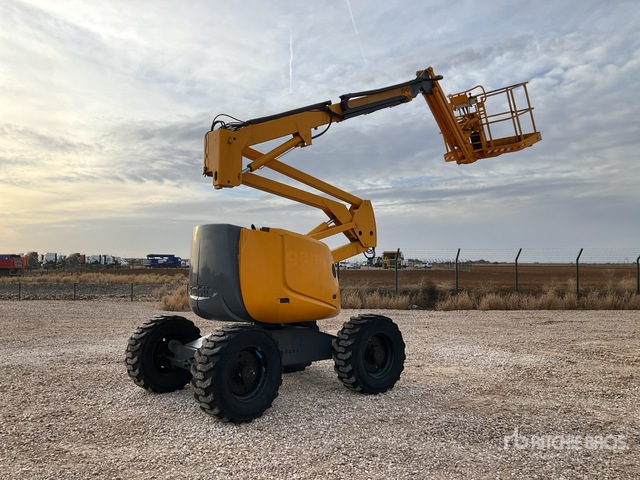 2008 Haulotte HA16PXNT 4WD Diesel Articulating Boom Lift | Ritchie Bros. Auctioneers