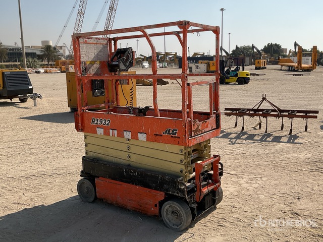 2021 JLG R1932 Electric Scissor Lift | Ritchie Bros. Auctioneers