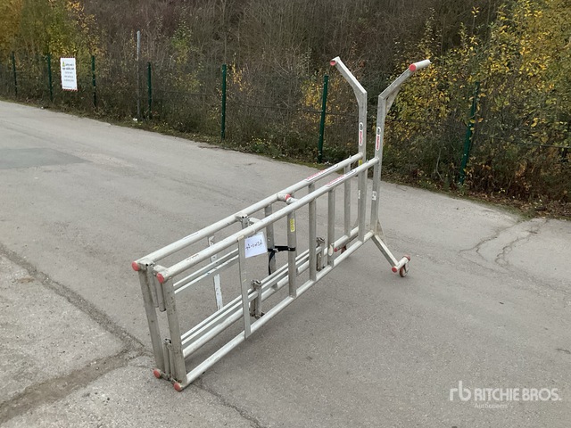 2014 Pop Up 1.5m Podium Work Platform | Ritchie Bros. Auctioneers