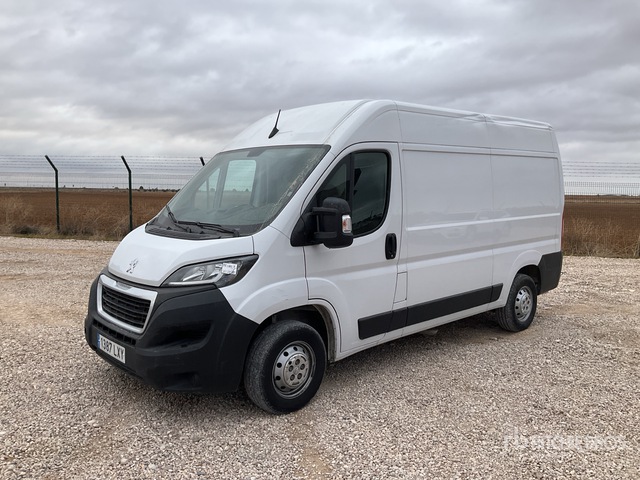 2022 Peugeot Boxer Cargo Van | Ritchie Bros. Auctioneers