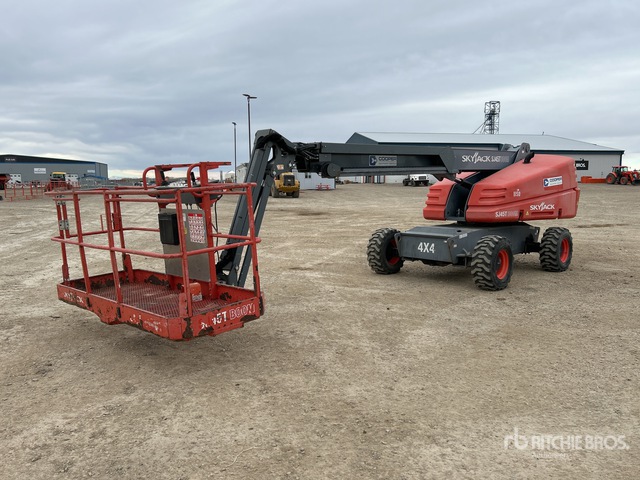 2013 Skyjack SJ45T 4WD Telescopic Boom Lift | Ritchie Bros. Auctioneers