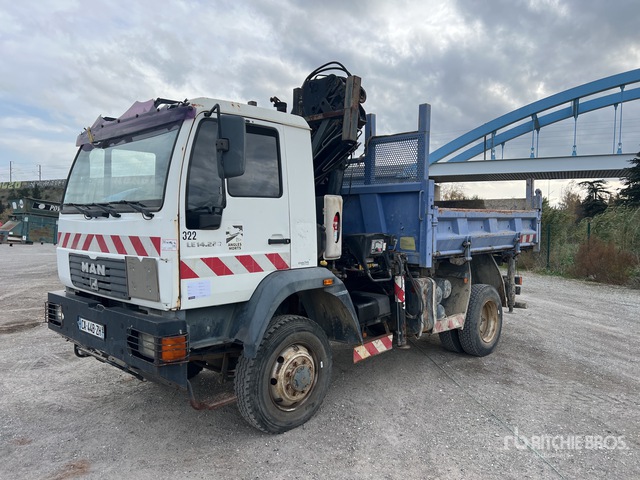 2006 Hiab 122ES-3DUO 4900 kg Articulated Boom on 2007 MAN LE 14.220 4x4 ...