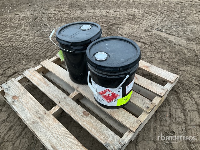 Quantity of (2) Pails of Concrete Form Connecting T-Bolts | Ritchie ...