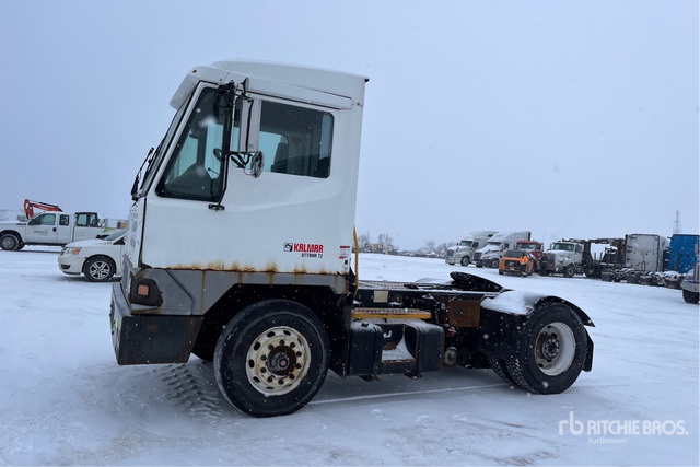 2017 Ottawa T2 4x2 Spotter Truck | Ritchie Bros. Auctioneers