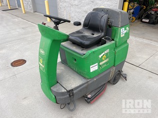 2018 Tennant T7 Ride-On Electric Floor Scrubber in Brownsburg, Indiana ...