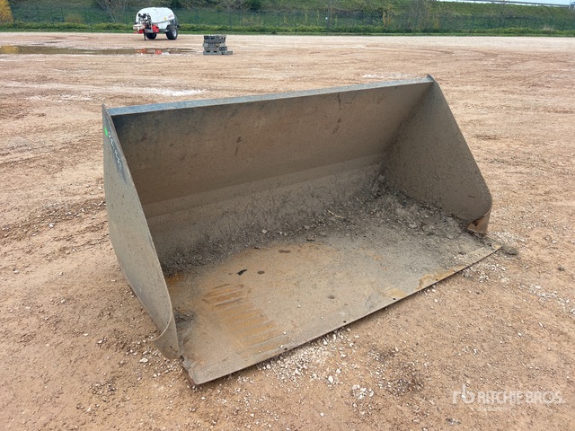 2015 Treemme PF20.CDC 2340 mm Godet Bucket | Ritchie Bros. Auctioneers