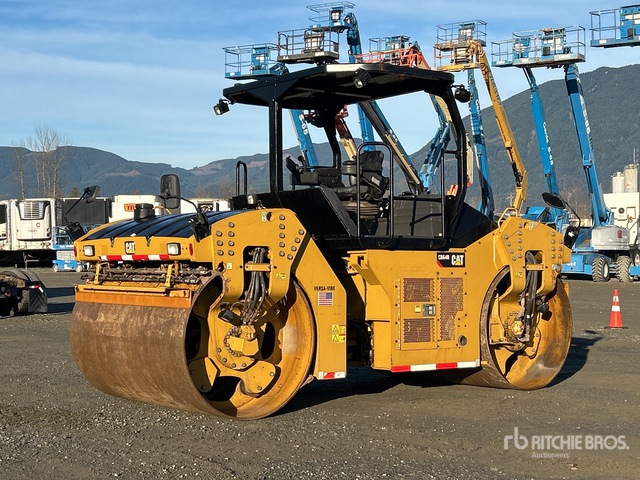 2017 Cat CB64B Double Drum Roller | Ritchie Bros. Auctioneers