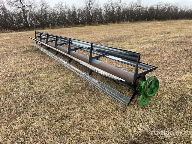 John Deere 30 ft Bat Reel | Ritchie Bros. Auctioneers