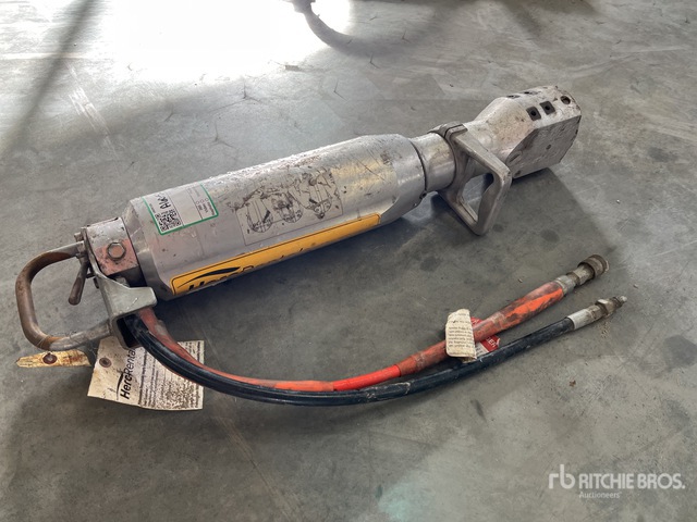 Darda C12 Hydraulic Concrete Splitter | Ritchie Bros. Auctioneers