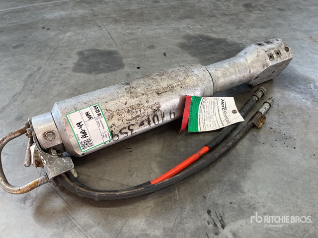 Darda C12 Hydraulic Concrete Splitter | Ritchie Bros. Auctioneers