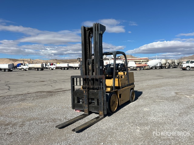 1994 Cat T150D 14750 lb Cushion Tire Forklift | Ritchie Bros. Auctioneers