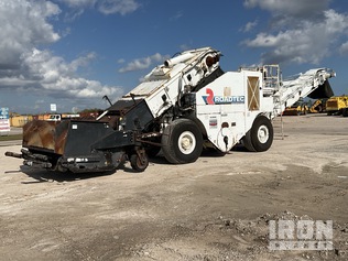 2012 Roadtec SB2500E Wheel Asphalt Transfer Machine in Baytown, Texas ...