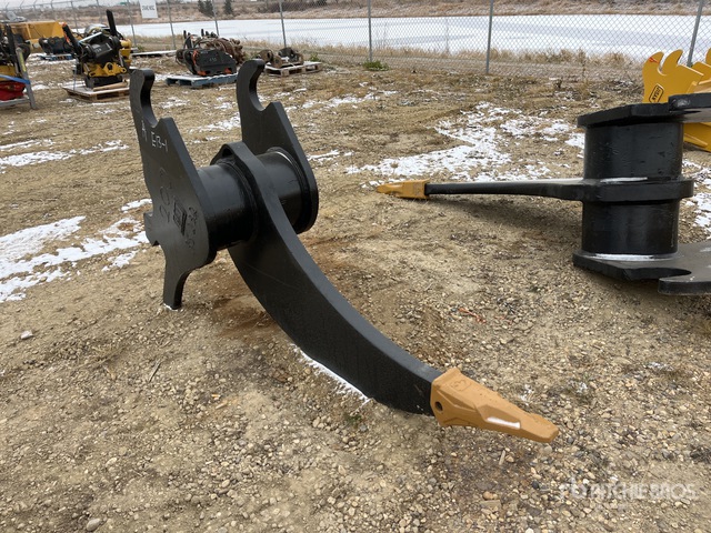 Cat Q/C Bagger-Ripper - Fits 200 Series | Ritchie Bros. Auctioneers