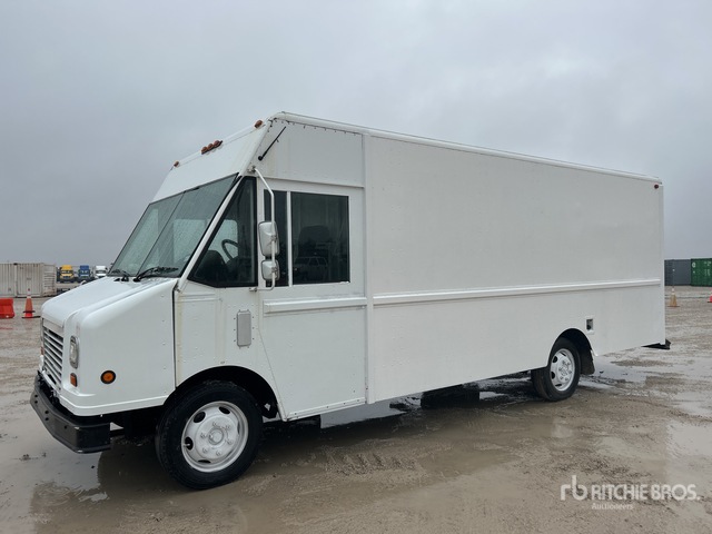 2004 Freightliner MT35 4x2 Step Van | Ritchie Bros. Auctioneers
