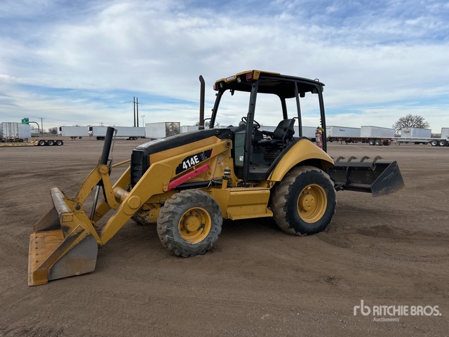 2007 Cat 414E 4x4 Landscape Loader | Ritchie Bros. Auctioneers