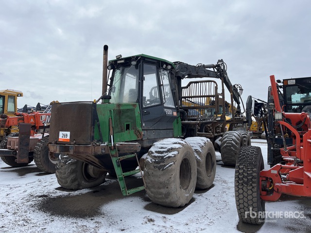 2005 John Deere 1710D 8x8 Log Forwarder (Inoperable) | Ritchie Bros ...