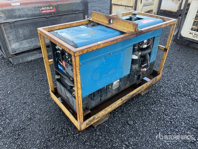 2004 Miller Trailblazer 302 300 A Skid-Mounted Stick Engine Driven ...