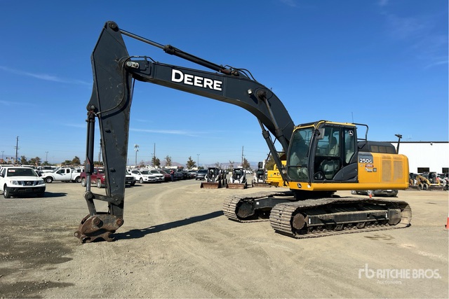 2017 John Deere 250G LC Tracked Excavator | Ritchie Bros. Auctioneers