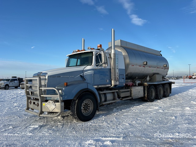2005 Western Star 4900SA 8x6 21952 Litre Tanker Truck | Ritchie Bros ...