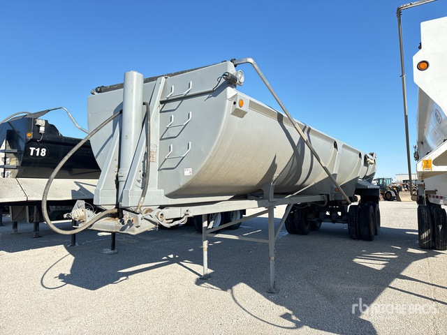2006 Ranco 34 ft T/A End Dump Trailer | Ritchie Bros. Auctioneers