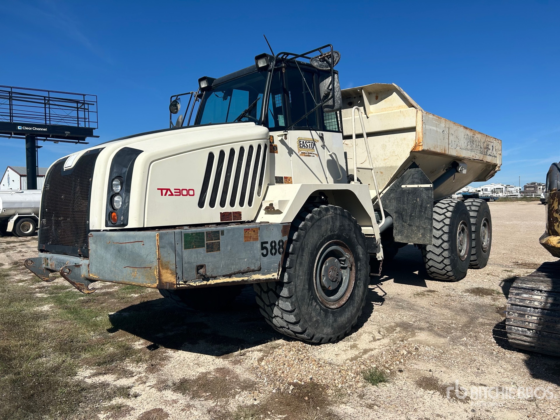 2014 Terex TA300 Camión Dumper Articulado | Ritchie Bros. Auctioneers
