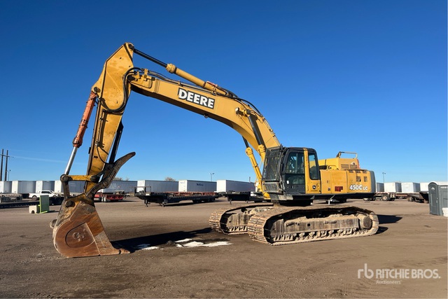2004 John Deere 450C LC Tracked Excavator | Ritchie Bros. Auctioneers