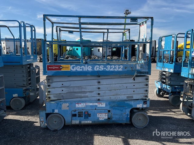 2016 Genie GS-3232 Electric Scissor Lift (Inoperable) | Ritchie Bros ...