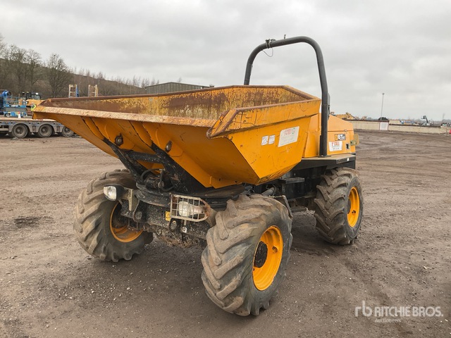 2017 JCB 6TST 6 ton 4x4 Swivel Dumper | Ritchie Bros. Auctioneers