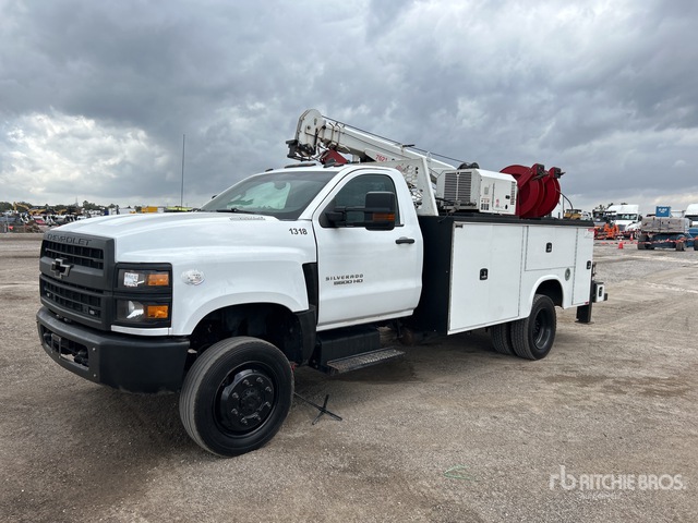 2020 Chevrolet Silverado 5500 4x4 Camion de servicios | Ritchie Bros ...