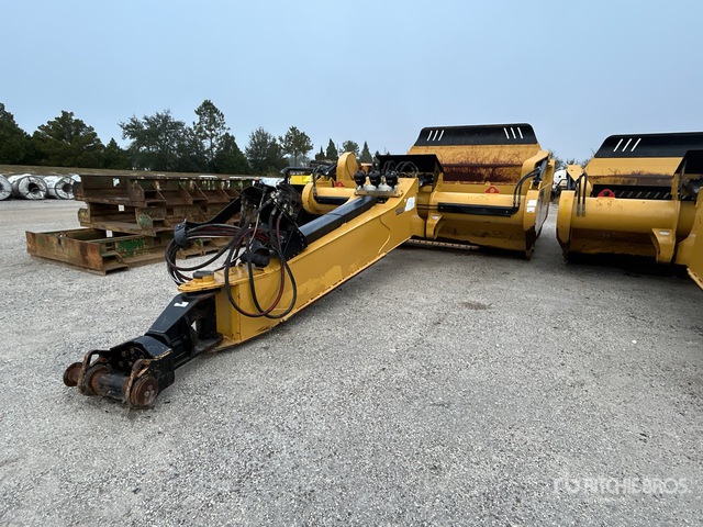 2016 MTS MT30 4 Tire Hydraulic Pull Scraper | Ritchie Bros. Auctioneers