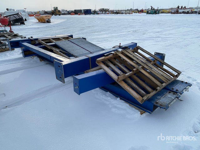 2011 Rotary Revoluton RFP14N000M 14000 lb Four Post Lift | Ritchie Bros ...