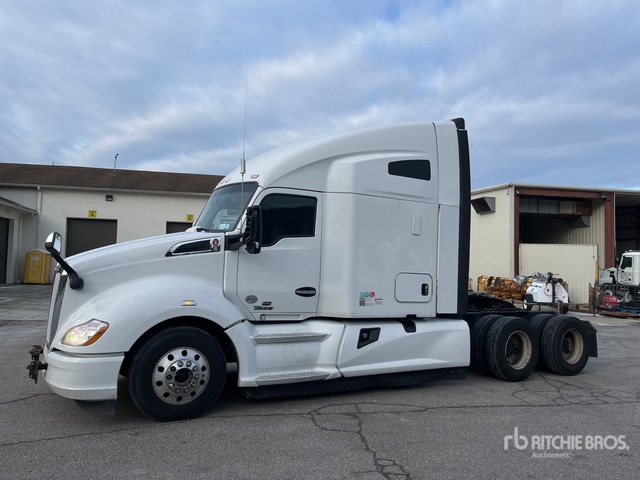 2019 Kenworth T680 6x4 T/A Sleeper Truck Tractor | Ritchie Bros ...