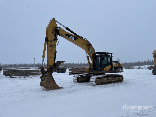 2006 Cat 325D L Tracked Excavator | Ritchie Bros. Auctioneers