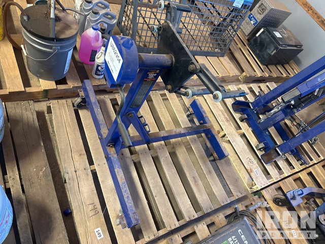 Napa, Carlyle 7915070B Engine Stand | Ritchie Bros. Auctioneers