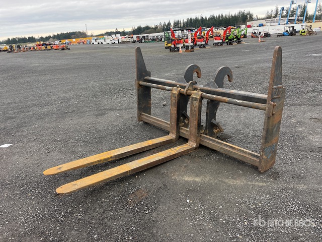 70 in Wheel Loader Forks - Fits Cat 930M | Ritchie Bros. Auctioneers