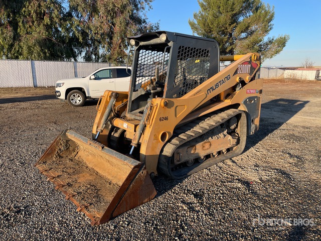2017 Mustang 3200VT Two-Speed Compact Track Loader | Ritchie Bros ...