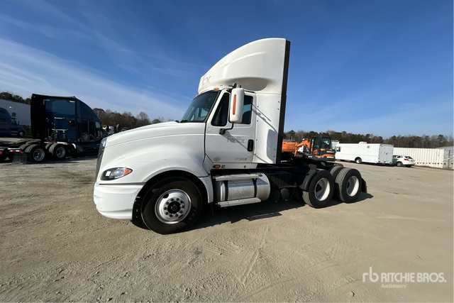 2011 International Prostar Premium 6x2 T/A Day Cab Truck Tractor ...