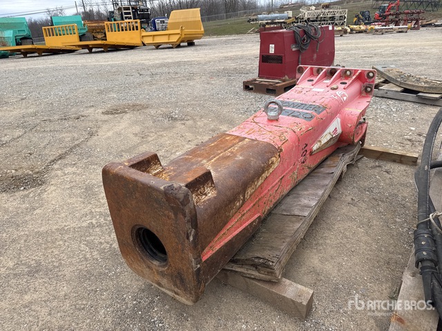 Frontier HM-120 Hydraulic Breaker (Inoperable) | Ritchie Bros. Auctioneers