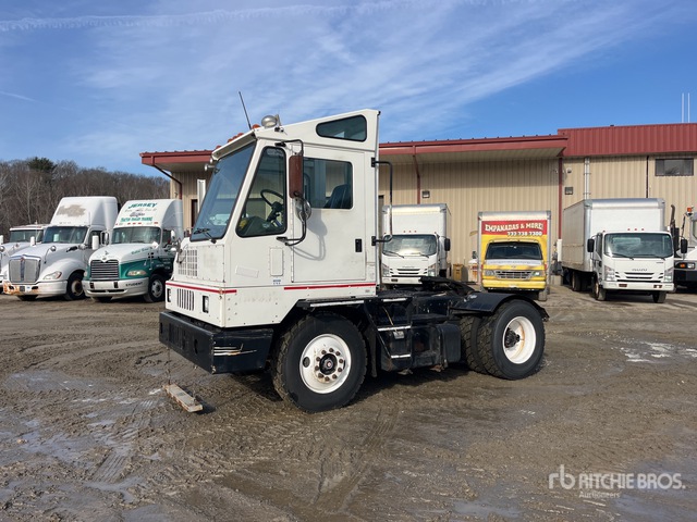 2008 Ottawa Commando 30 4x2 Trattore portuale | Ritchie Bros. Auctioneers