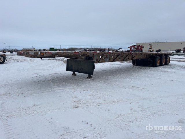 2013 Manac 53 ft Tri/A Flatbed Trailer | Ritchie Bros. Auctioneers