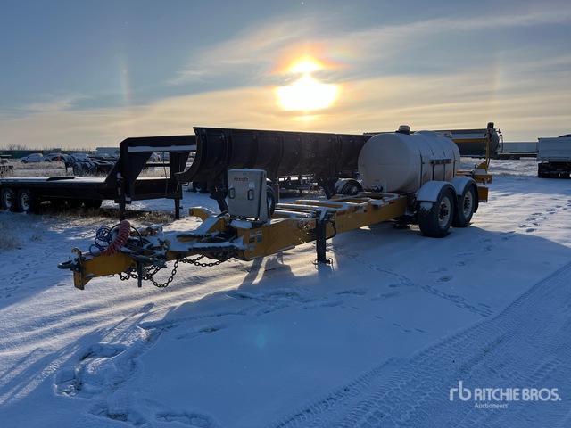 2013 Viking Snow Plow Trailer | Ritchie Bros. Auctioneers