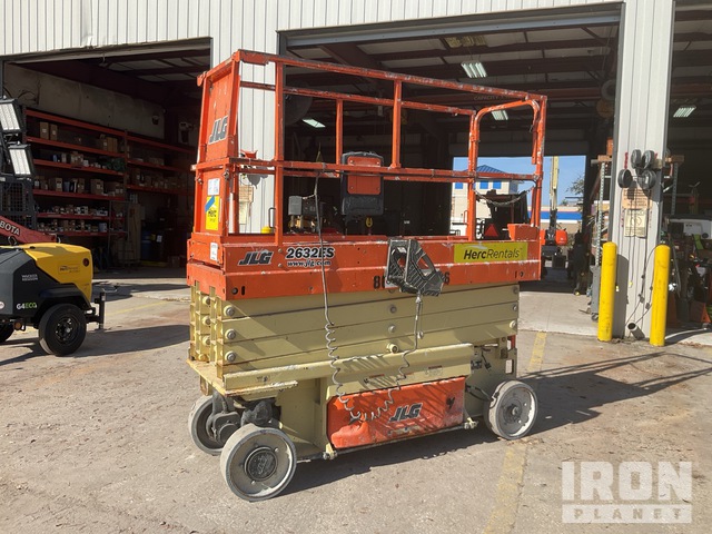 2016 JLG 2632ES Electric Scissor Lift in Tarpon Springs, Florida ...