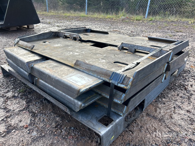 Quantity of (10) 2024 Kit Containers QT-F-BLANK 46 in Skid Steer ...