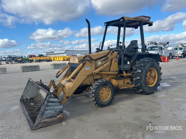 1994 Ford 455D 4x4 Landscape Loader | Ritchie Bros. Auctioneers