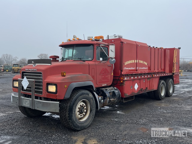 2002 Mack RD688S 6x4 Fuel and Lube Truck kategoriassa Stephenson ...